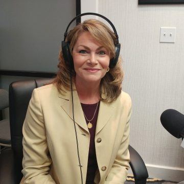 Marlene Kelly & Lynn Hale with Exhibits South, Missy Burgess with ...