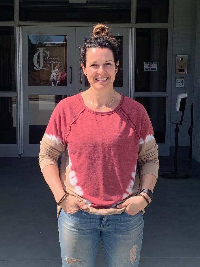 Delinah Kozup with Black Barn Antiques & Marketplace - Business RadioX