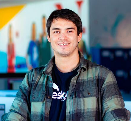 Max Echeverria With Eskuad - Business RadioX