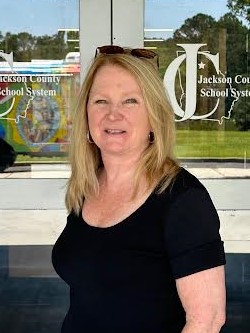 Jacqueline Sheldon with Bottom Line Tax Solutions - Business RadioX