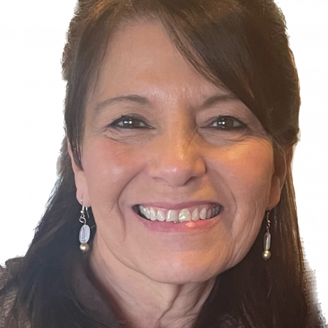 Ruth Ellen and Tim Elinski with Pin Drop Travel Trailers and Evelyn ...