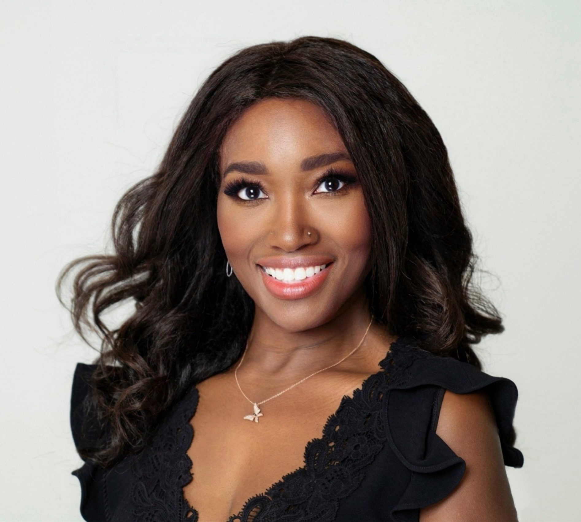 Lynnette LaRoche With Midlife Redesign Collaborative - Business RadioX